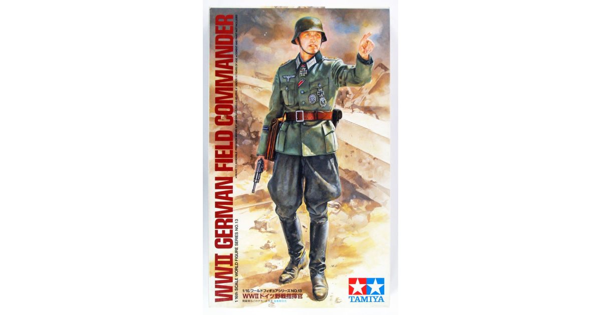 Tamiya 36313 WWII German Field Commander